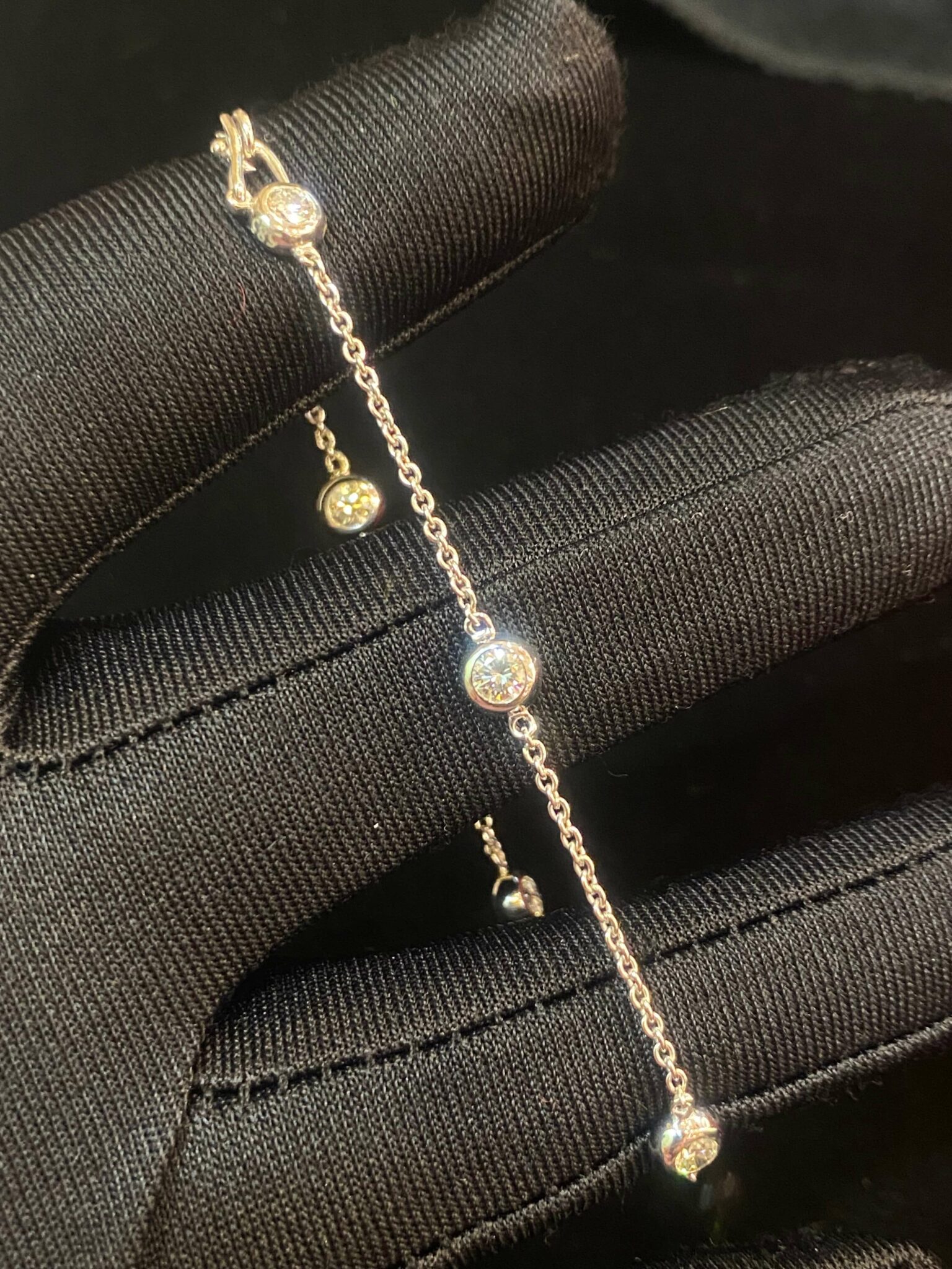 Stunning 0.75 Cts Round Brilliant Cut Diamonds Yard Tennis Bracelet In ...
